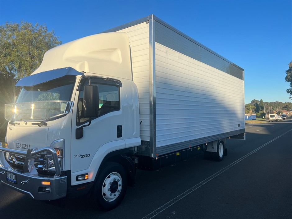 2022 Isuzu FSD 140/260 4 x 2 Manual Pantech Removalists Truck Auction ...