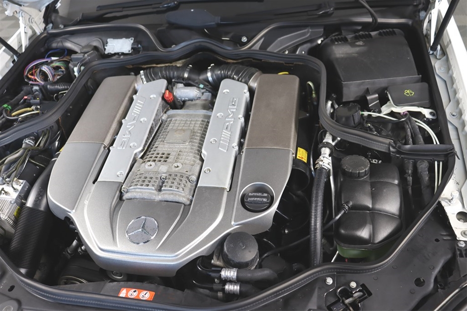 2004 Mercedes Benz E55 KOMPRESSOR AMG W211 Automatic Sedan, 56% OFF