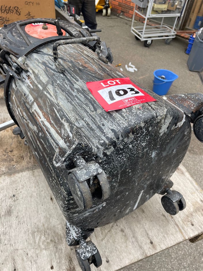 Paint Pressure Pot Auction (0103-3026088) | Grays Australia