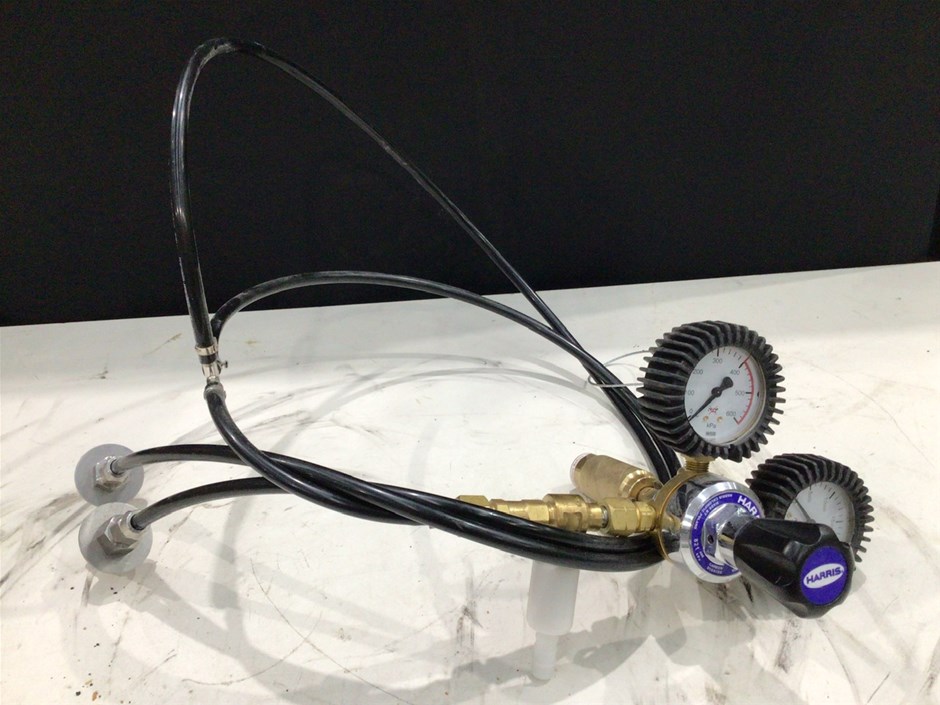 Harris Gas Tank Pressure Gauges with Hoses and Connectors Auction (0023 ...