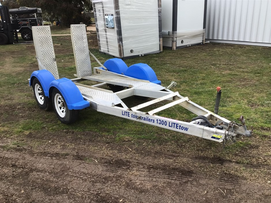 2013 Lite Trailers Tandem Axle Plant Trailer Auction (0001-3026373 ...