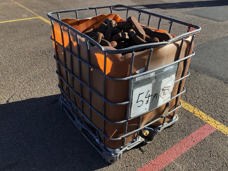 1 x IBC Container & Scrub Pulling Chain Auction (0002-7046564) | Grays ...