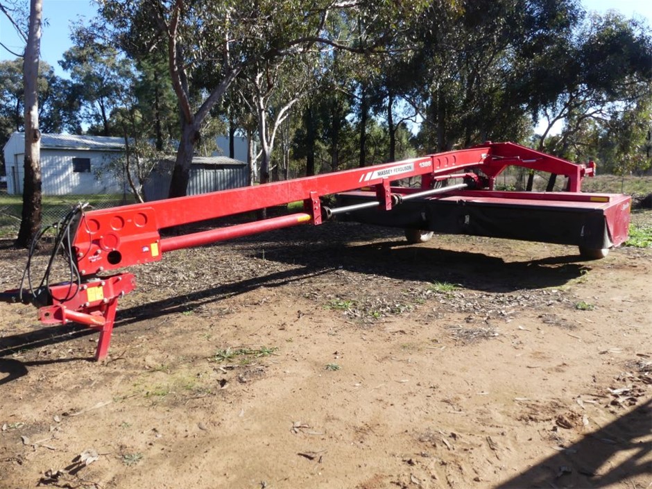 2016 Massey Ferguson 1386 Razor bar Mower Conditioner Auction (0087 ...