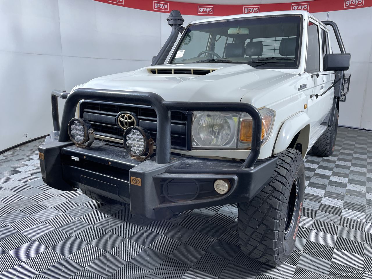 8/2018 Toyota Landcruiser vdj79 Workmate V8 T/Diesel Dual Cab 4wd Ute ...