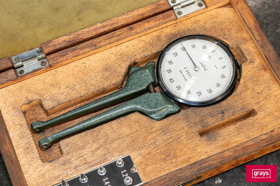 Teclock Imperial Spring Loaded Internal Thread Guage with Timber case ...