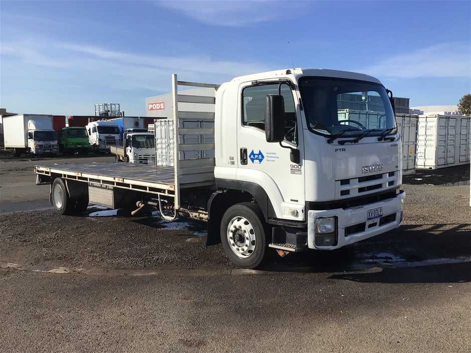 2009 Isuzu FTR 900 Long (4 x 2) Tray Body Truck Auction (0001-3026561) | Grays Australia