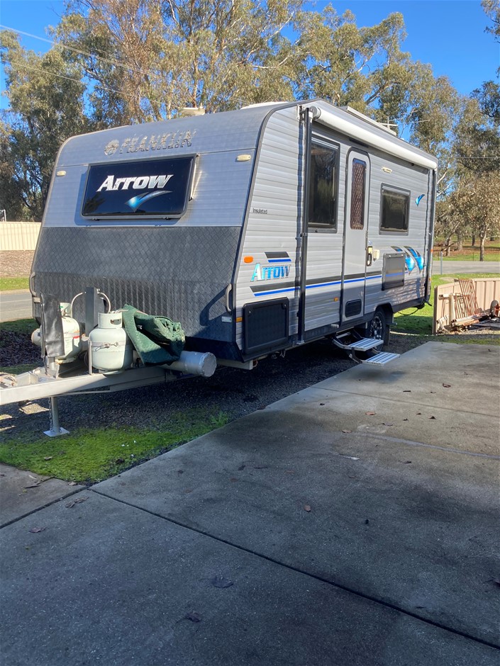 FRANKLIN ARROW CARAVAN Auction (0001-21007777) | Grays Australia