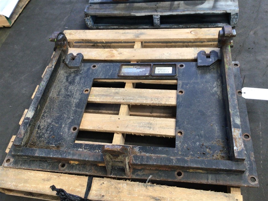 Telehandler backing plate to suit Merlo ZM3 Auction (0315-5054631 ...