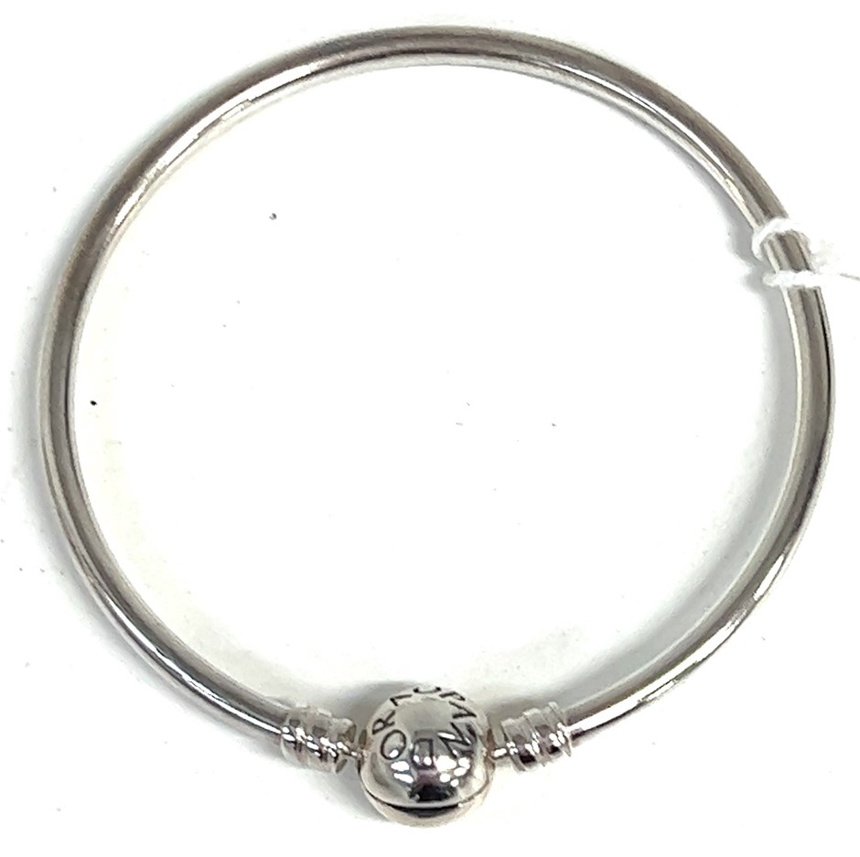 Pandora Sterling Silver Bangle With Ball Clasp Auction (0141-2554951 ...