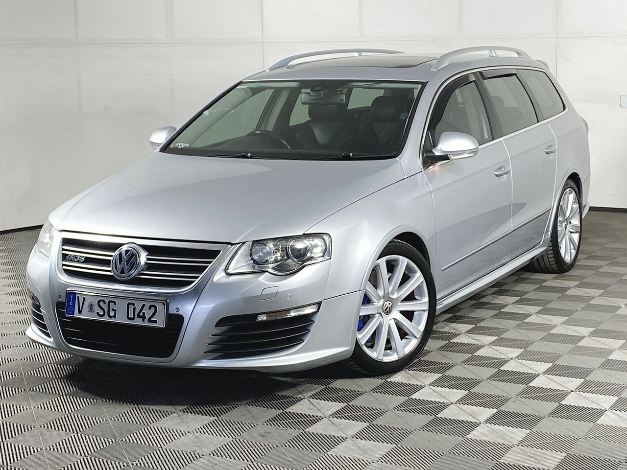 2008 Volkswagen Passat R36 3C Automatic Wagon Auction (0001-21008935 ...
