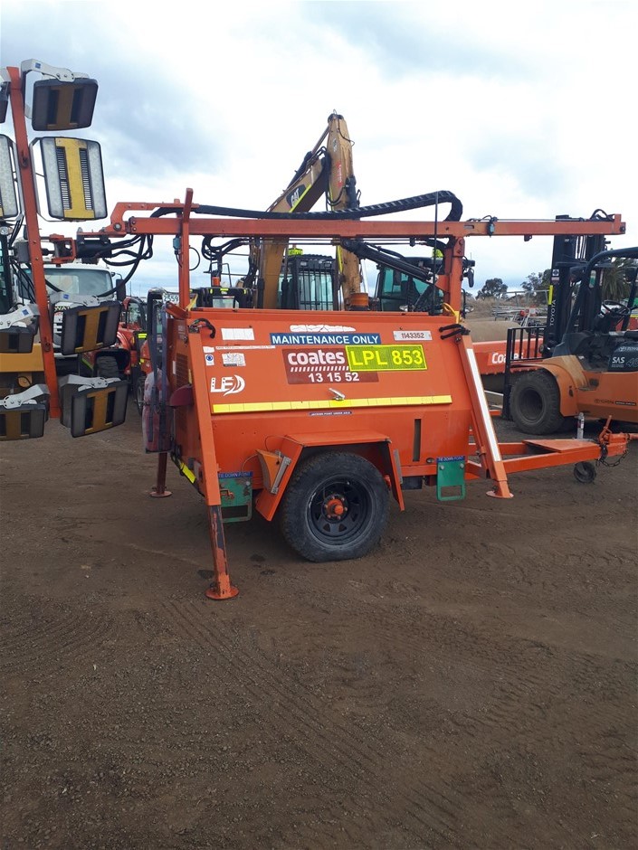 2014 ALLIGHT Lighting Tower LED 170-240k Lumens MS Hyd Out MDG Auction ...