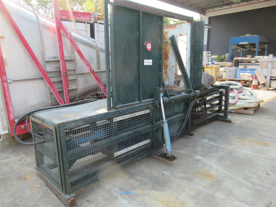 Horizontal Hydraulic Waste Compactor/Baler Auction (0020-5054079 ...