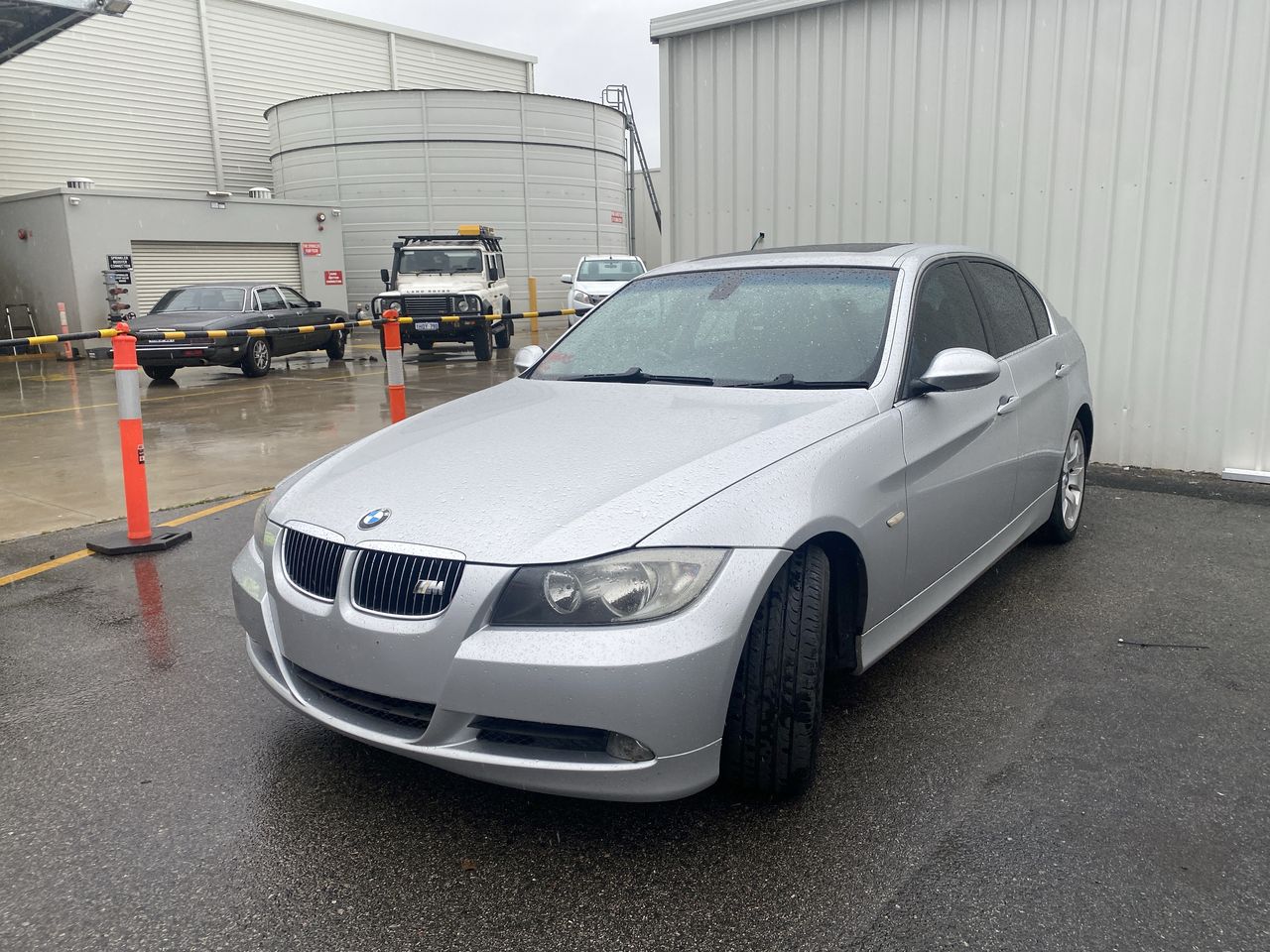 2007 BMW 325i E90 Automatic Sedan Auction (0001-9044740) | Grays Australia