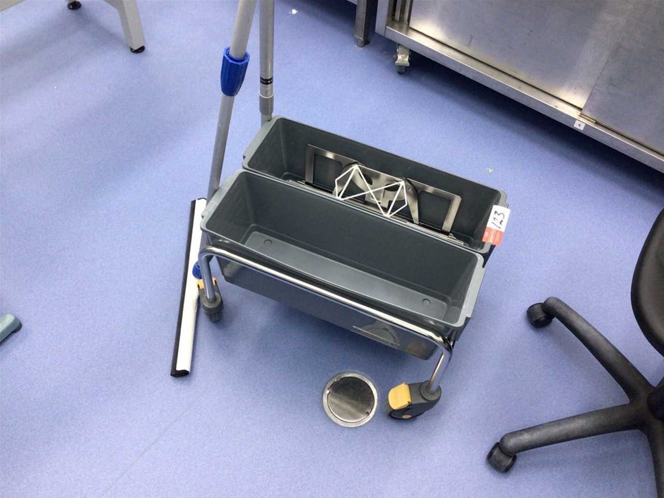 PURMOP Hydroflex Touchless 2 Bucket Cleanroom Mop Wetting System Auction (0123-7047378) | Grays ...