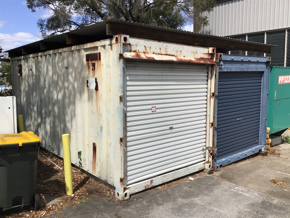 2 x 20' Shipping Containers with Fabricated Roof Auction (0684-7047379 ...