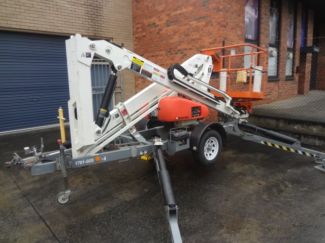 2018 Snorkel MHP13AT Trailer Mounted Knuckle Boom (Cherry Picker ...