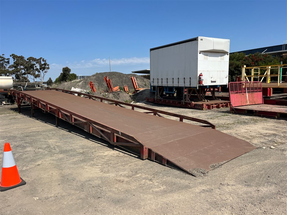Loading Ramp Auction (0025-3026850) | Grays Australia