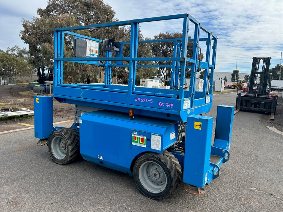 2008 Genie GS-2668 Scissor Lift