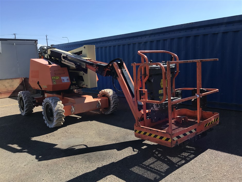 2013 JLG 340 AJ Boom Lift Auction (0005-7048075) | Grays Australia