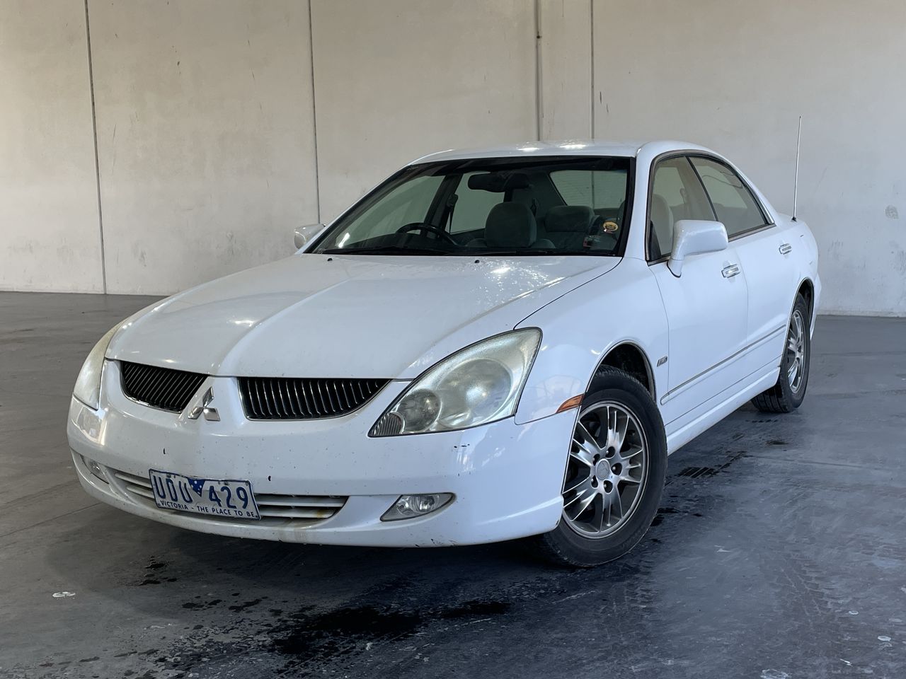 2004 Mitsubishi Verada AWD KL Automatic Sedan Auction (0001-21011368 ...