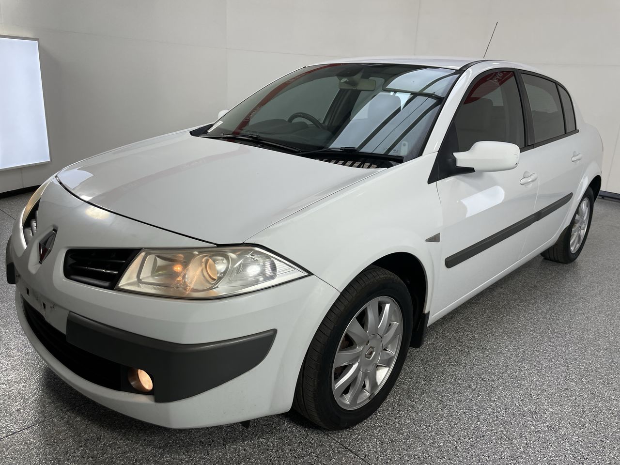 2008 Renault Megane EXPRESSION dCi Turbo Diesel Automatic Sedan Auction ...