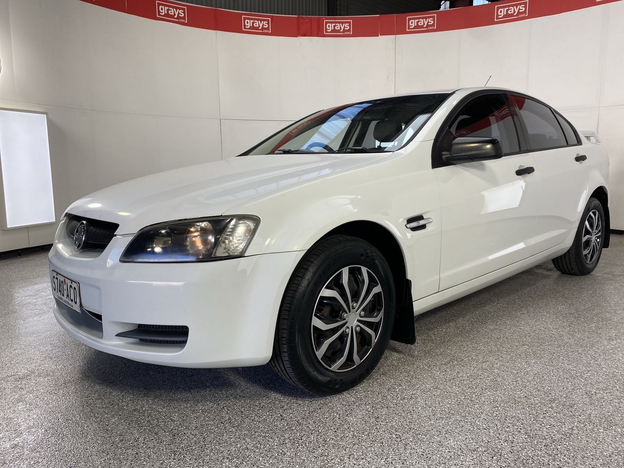 2006 Holden Commodore Omega VE Automatic Sedan Auction (0001-60042560 ...