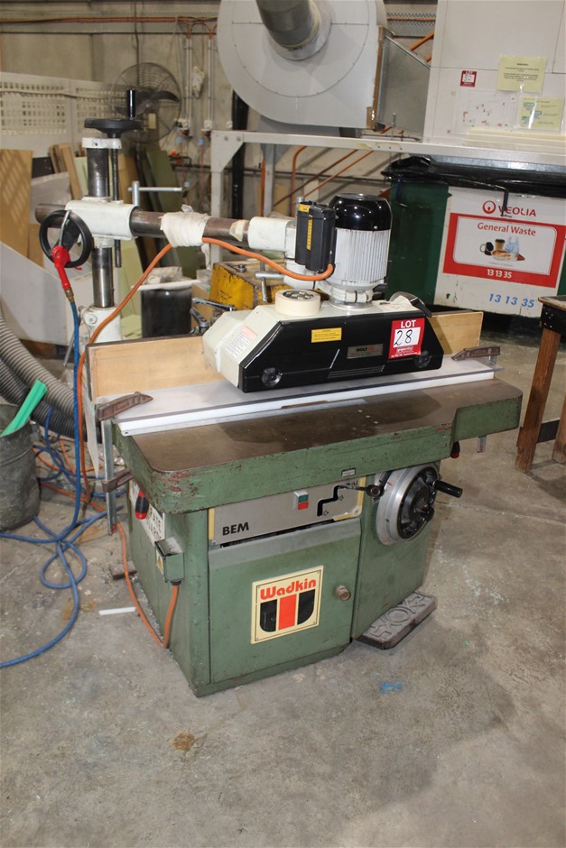 Wadkin BEM Spindle Moulder with Assorted Cutters Auction (0028-5054183 ...