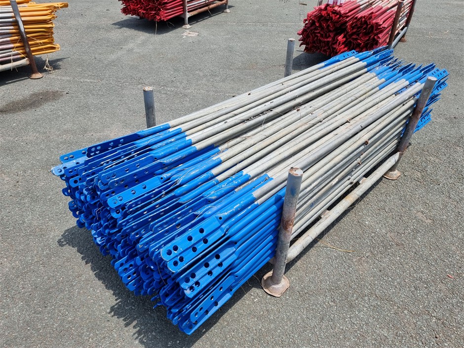 Stillage Qty Of 2250mm Formwork Braces Auction (0123-7047706) | Grays ...