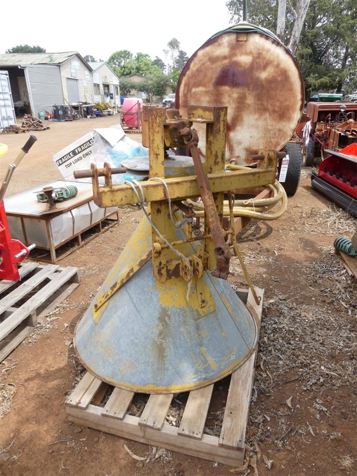 Tag Along Spreader Auction (0537-5054631) | Grays Australia