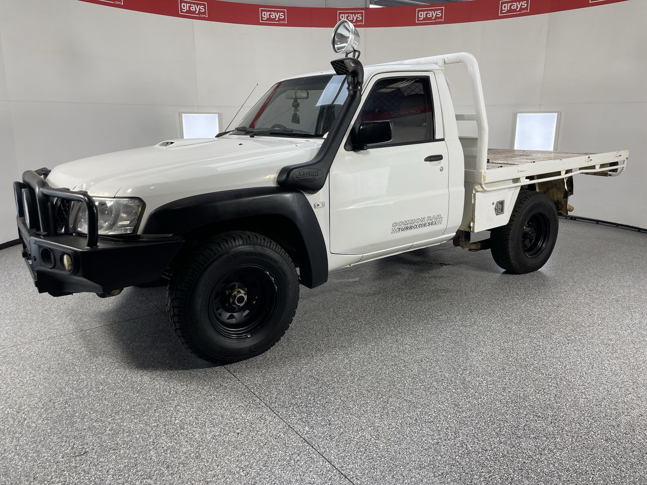 2009 Nissan Patrol DX Turbo Leaf Cab GU Turbo Diesel Manual Cab Chassis ...