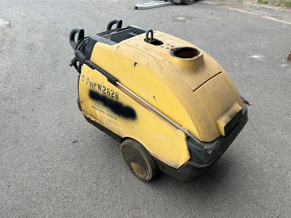 Karcher Hot Water Pressure Washer Auction (0052-3027602) | Grays Australia