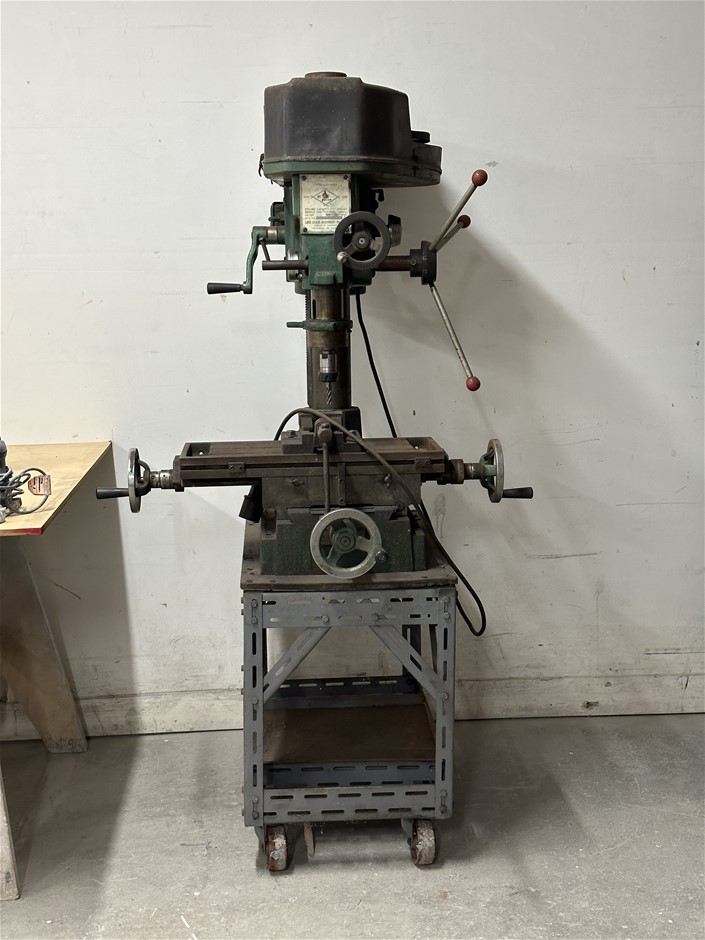 LONG CHANG MACHINERY CO. LTD Milling Machine Auction (0051-5054638 ...