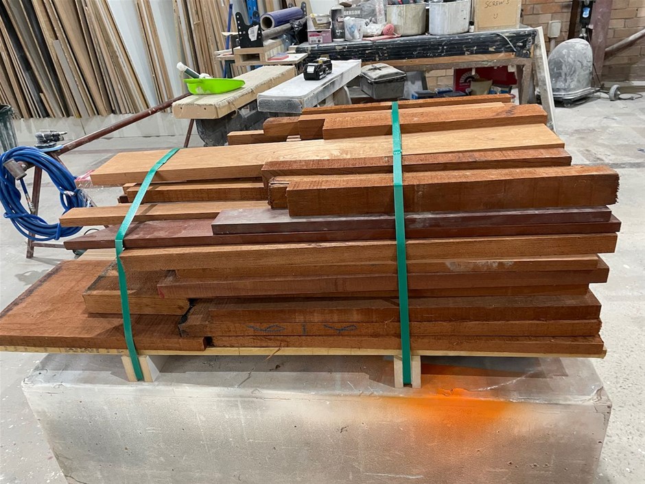 1 x Pack of Kalantis Timber shorts assorted thicknesses, widths ...