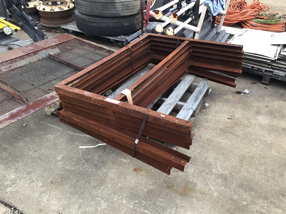 Qty Scrap Steel Brackets Auction (0101-7048368) | Grays Australia