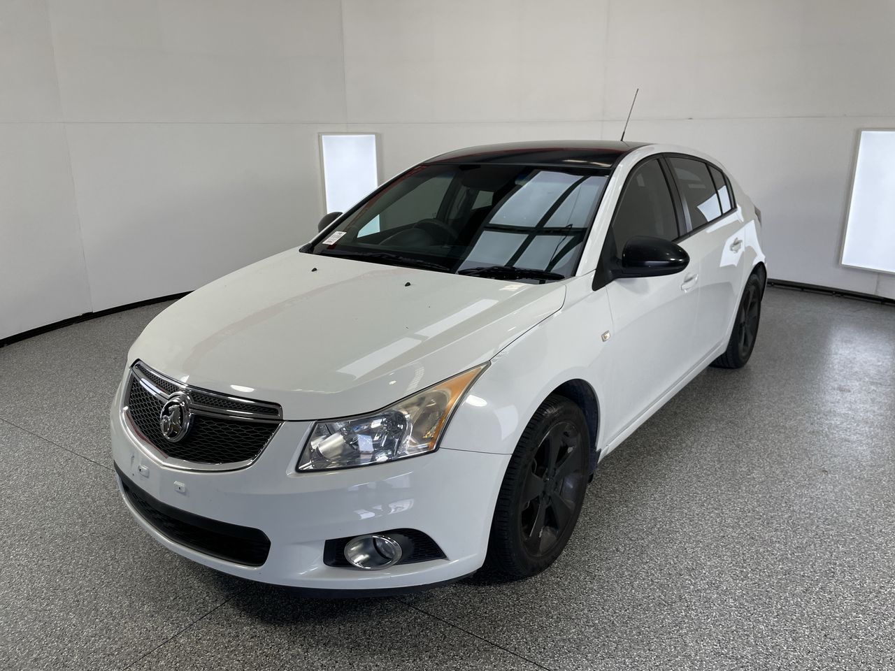 2014 Holden Cruze CD JH Automatic Hatchback WOVR-INSPECTED Auction ...