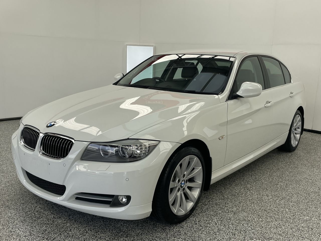 2010 BMW 3 Series 323i E90 Automatic Sedan Auction (0001-9046619 ...