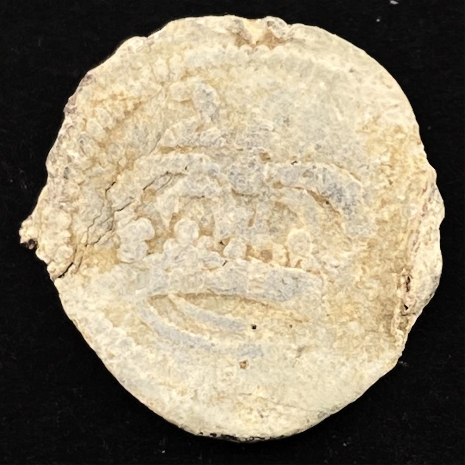 RARE ANCIENT MEDIEVAL TRADERS CLOTH SEAL FEATURING A ROYAL CROWN ...