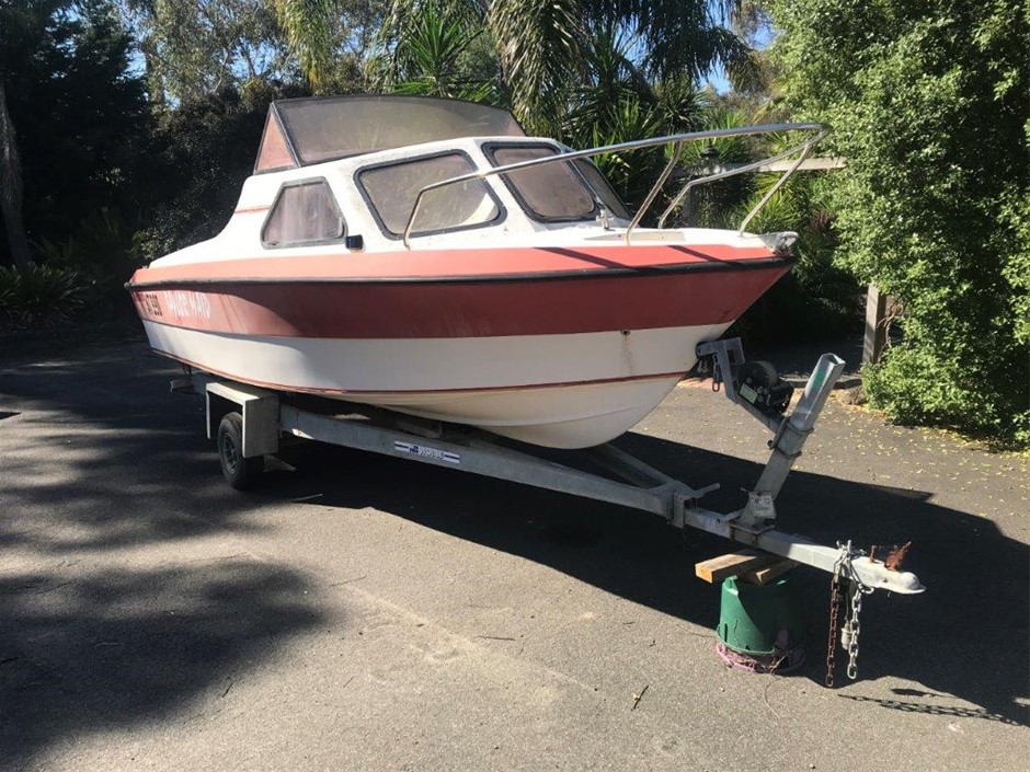Artecraft Fibreglass Boat Auction (0003-3027607) | Grays Australia