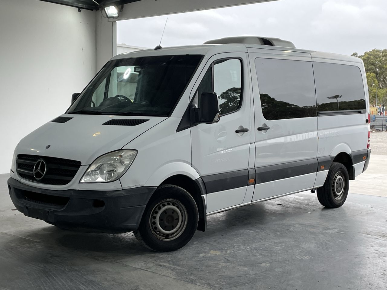 2011 Mercedes Benz Sprinter 316 CDI MWB L/ROOF Turbo Diesel Auto Van ...