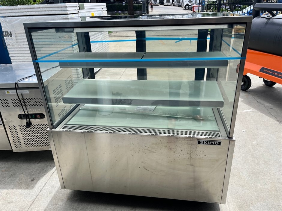 Skipio Refrigerated Display Cabinet Auction (0062-5054938) | Grays ...
