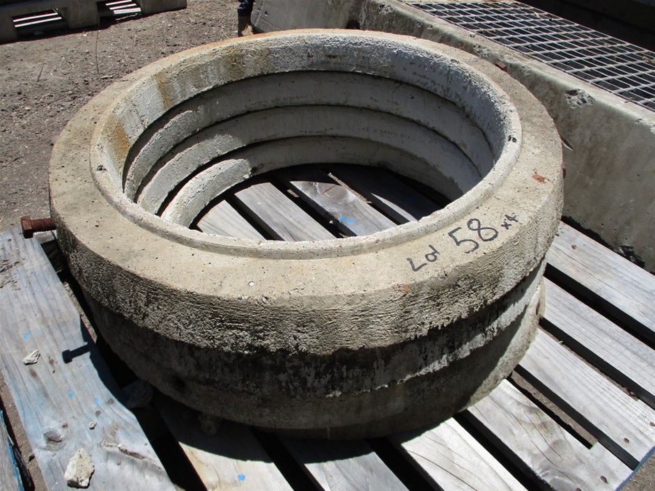 Qty 4 x Concrete Manhole Surrounds Auction (0049-7051562) | Grays Australia