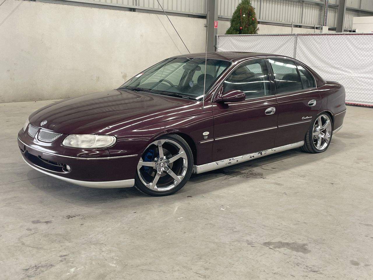 1997 Holden Calais VT Automatic Sedan Auction (0001-21017174) | Grays ...