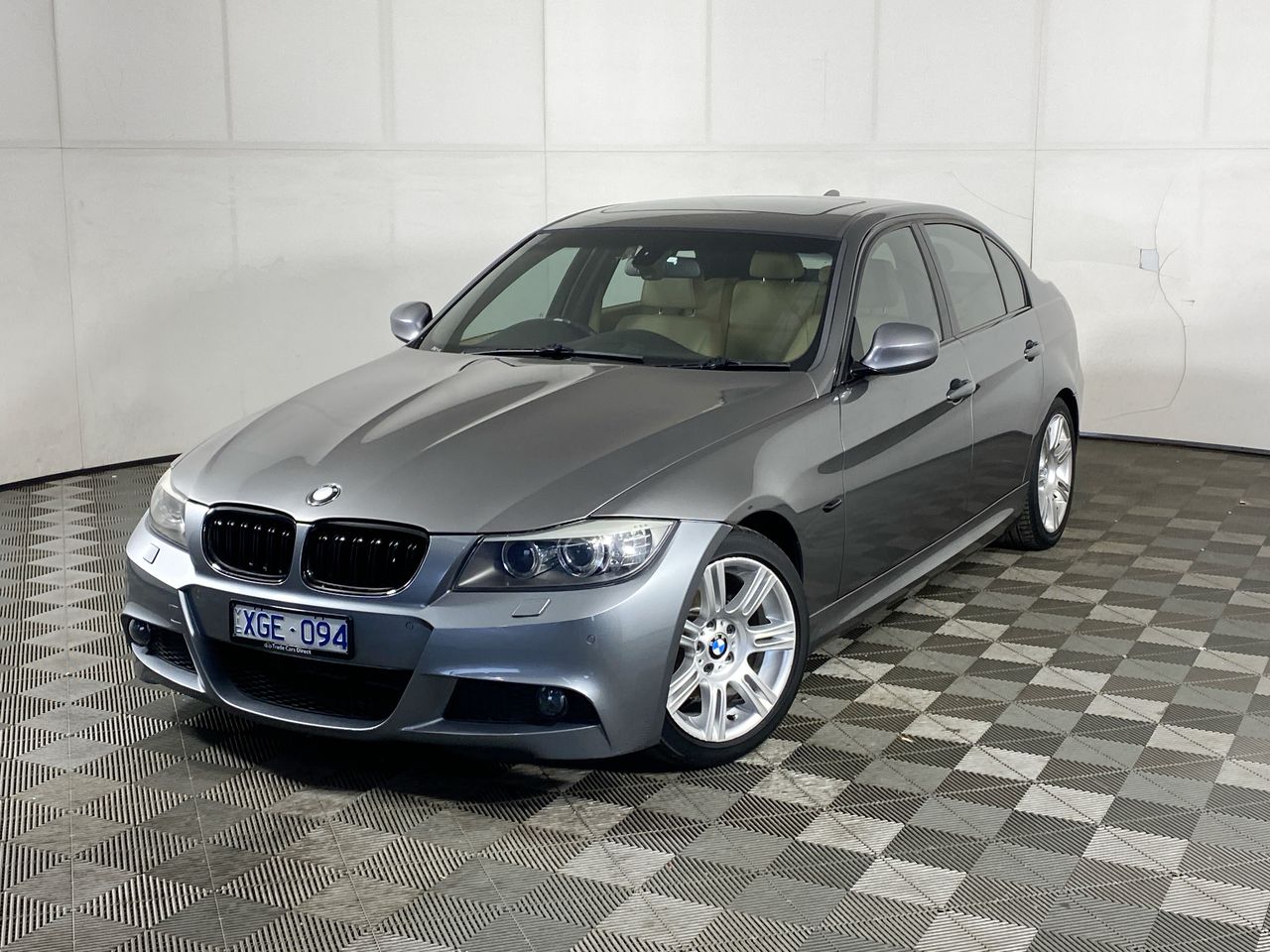 2009 BMW 3 Series 320i M Sport E90 Automatic Sedan Auction (0001 ...