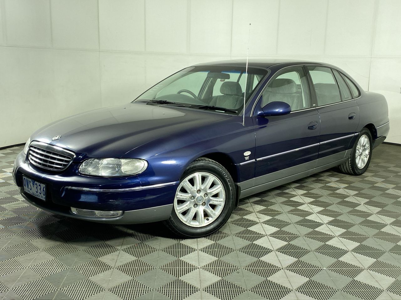 2001 Holden Statesman V6 WH Automatic Sedan Auction (0001-21018143 ...