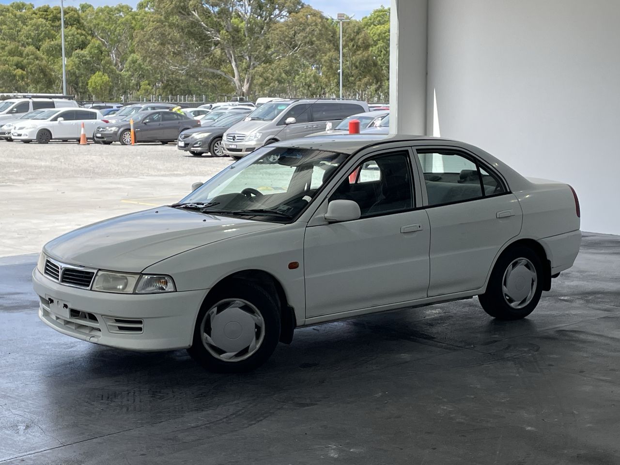 2001 Mitsubishi Lancer GLXi CE Automatic Sedan Auction (0001-21018481 ...