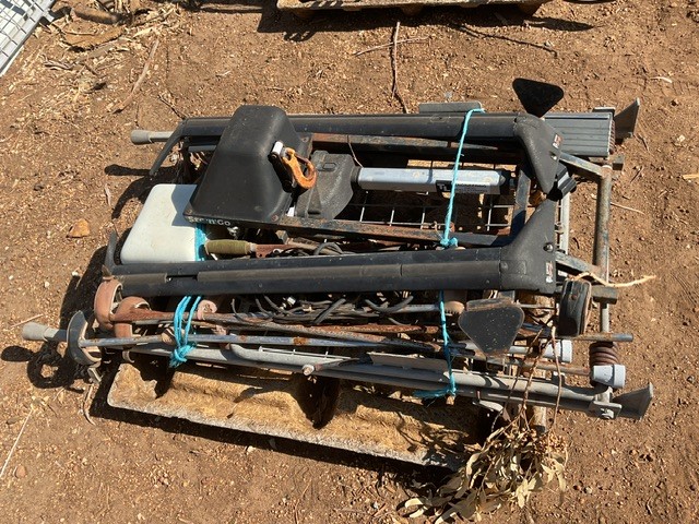 Rhino Sportz Lifter Auction (0006-9048026) | Grays Australia