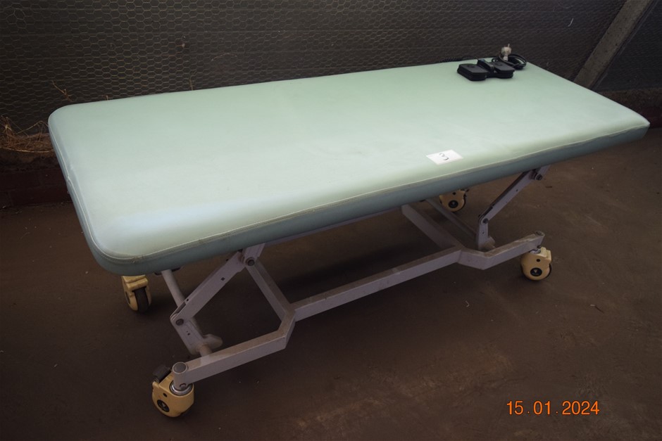 Unbranded Powered Adjustable Examination Bench Auction (0003-9047762 ...