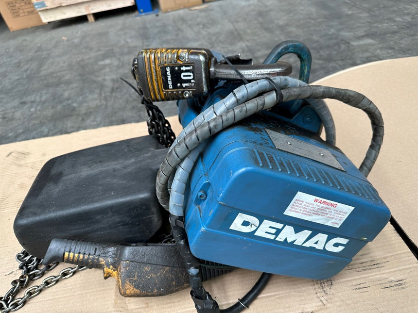 Demag Chain Block Hoist Auction (0004-3027978) | Grays Australia