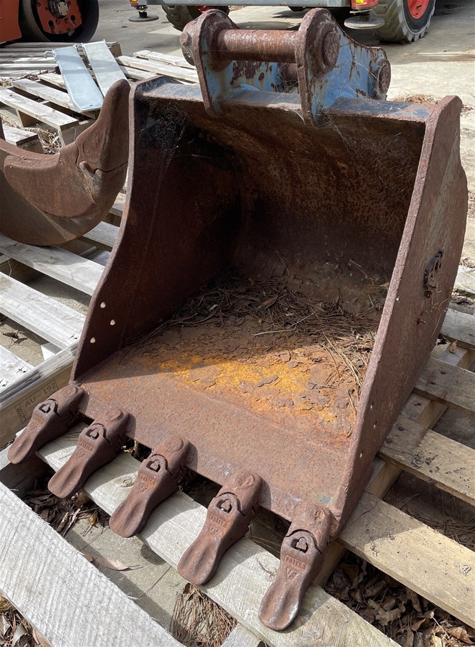 2014 ECH Bucket - 600mm - To Suit Excavator (Dandenong South) Auction ...