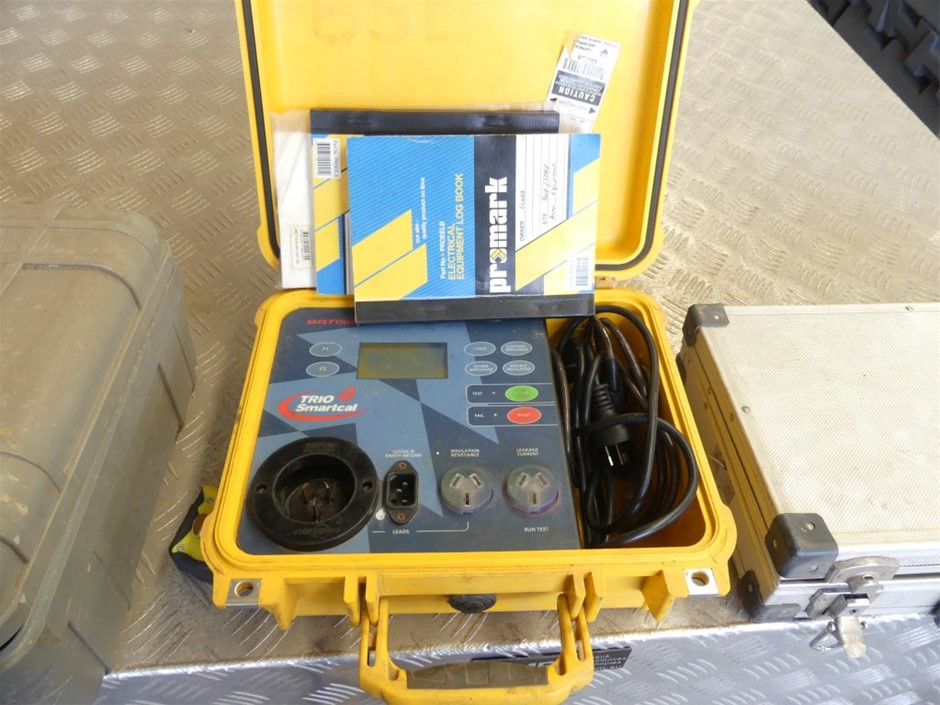SafeTcheck Trio Smartcal Electrical Safety Check Callibration Machine ...